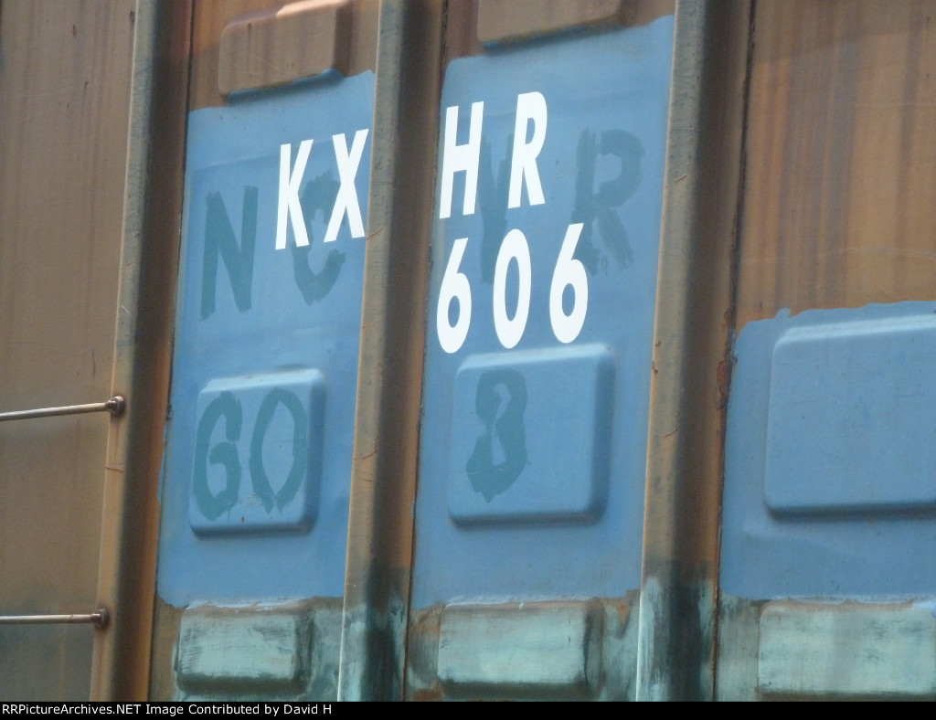KXHR 606